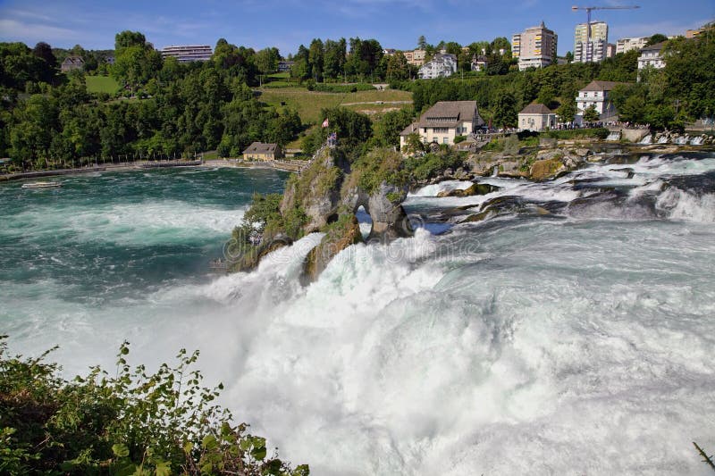 Rheinfall, Cascata Del Fiume Reno Fotografia Stock - Immagine di ...