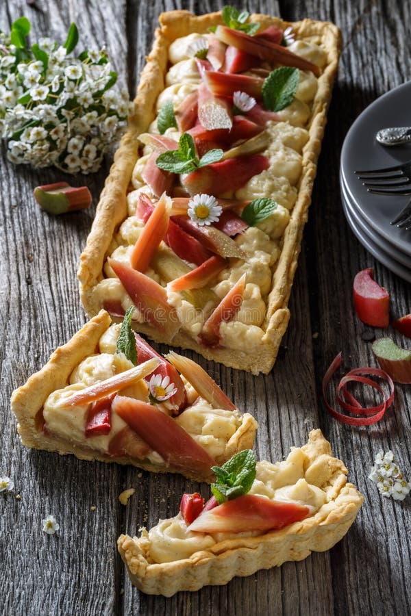 Rhubarb Pie, Spring Dessert Stock Image - Image of organic, delicious ...