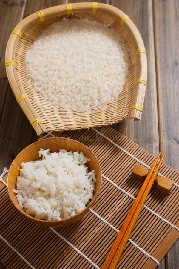 The rice on bamboo mat stock image. Image of grain, rice - 27558591