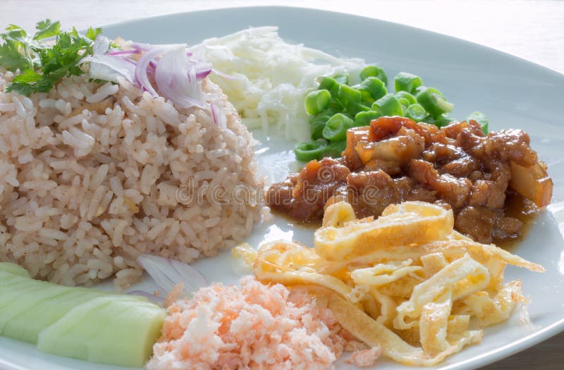 Rice Mixed with Shrimp Paste Stock Photo - Image of lunch, green: 46307636