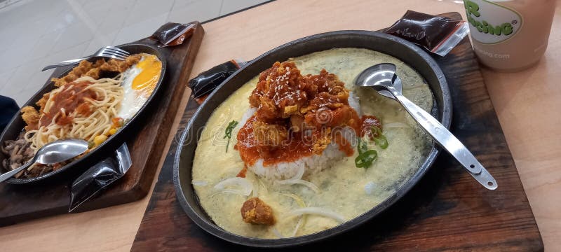 Rice and Spaghetti Hot Plate Editorial Photography - Image of curry ...