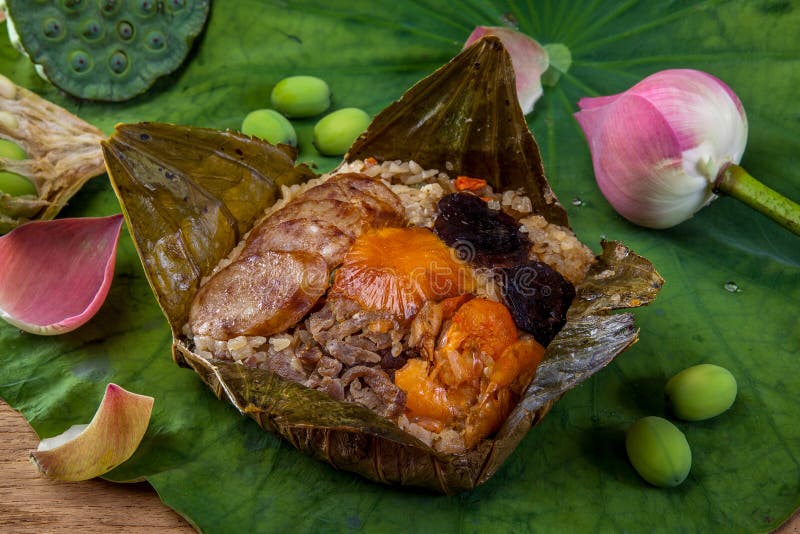 Rice wrapped in lotus leaf stock image. Image of food - 244099315