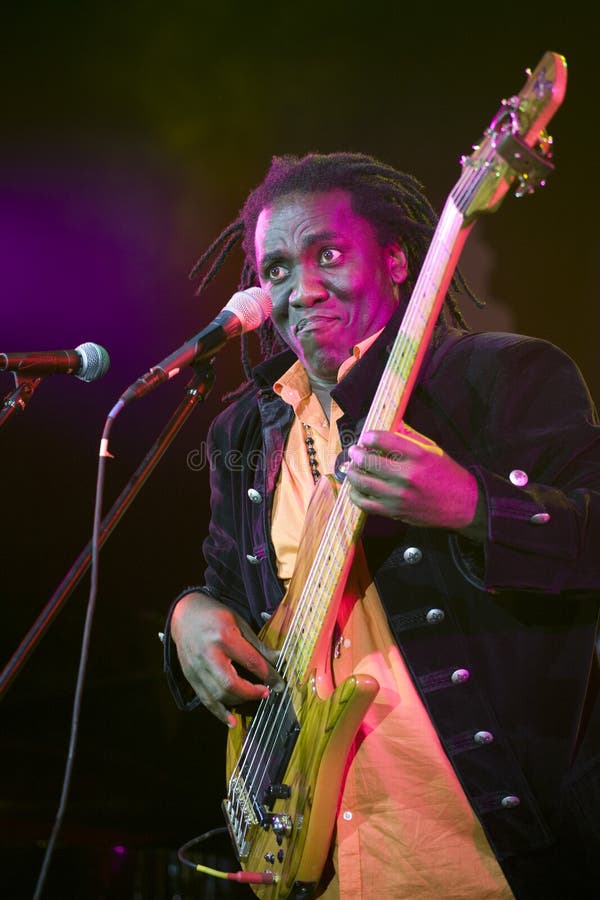 Richard Bona editorial stock photo. Image of funky, funk - 25342893