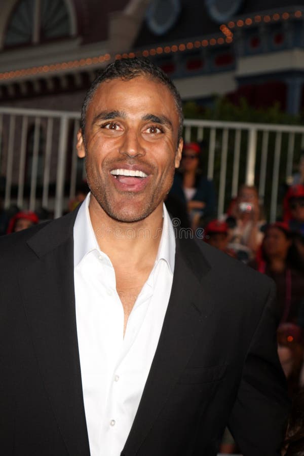 Rick Fox editorial photo. Image of tides, premiere, disneyland - 24570986