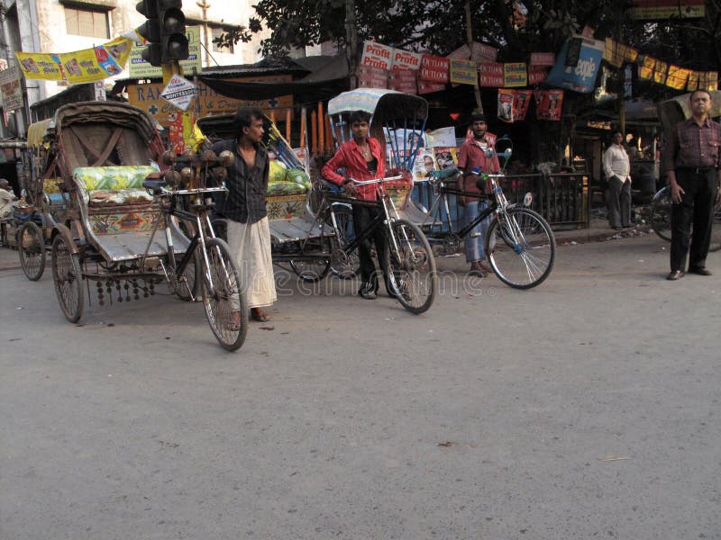 Rickshaw driver editorial stock image. Image of city - 21213549