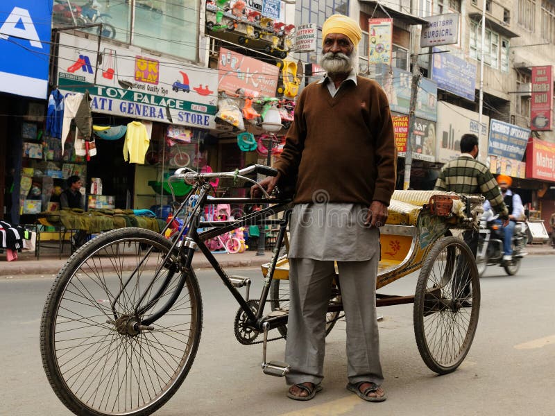 Rickshaw driver, India editorial image. Image of persons - 38355175