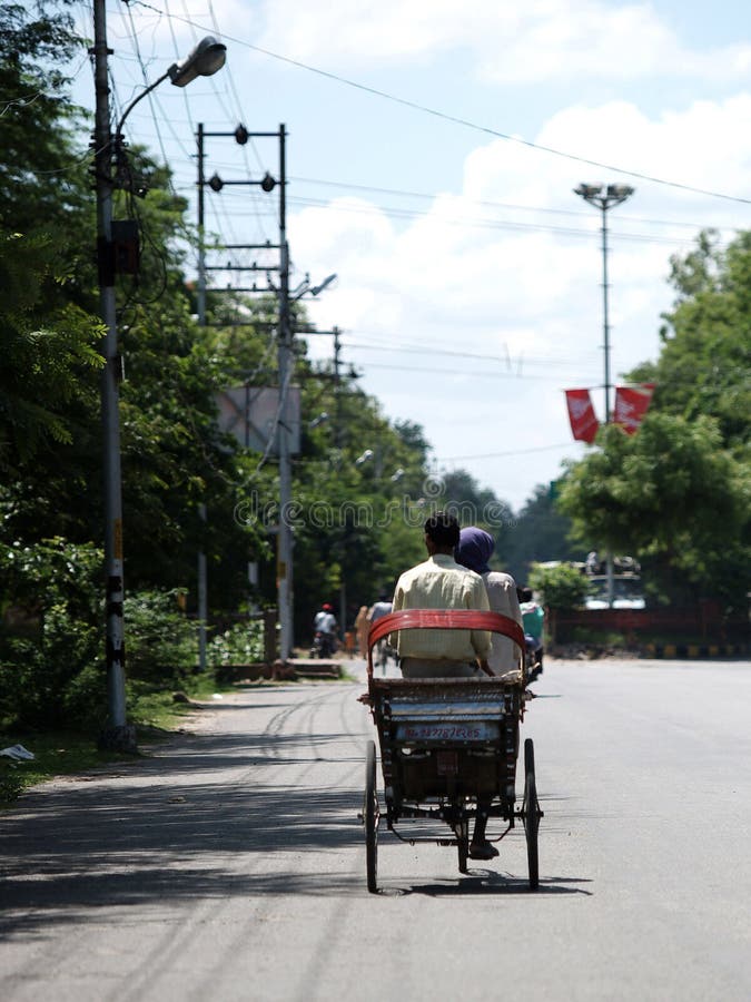 Rickshaw editorial stock image. Image of pole, road, truck - 82410619