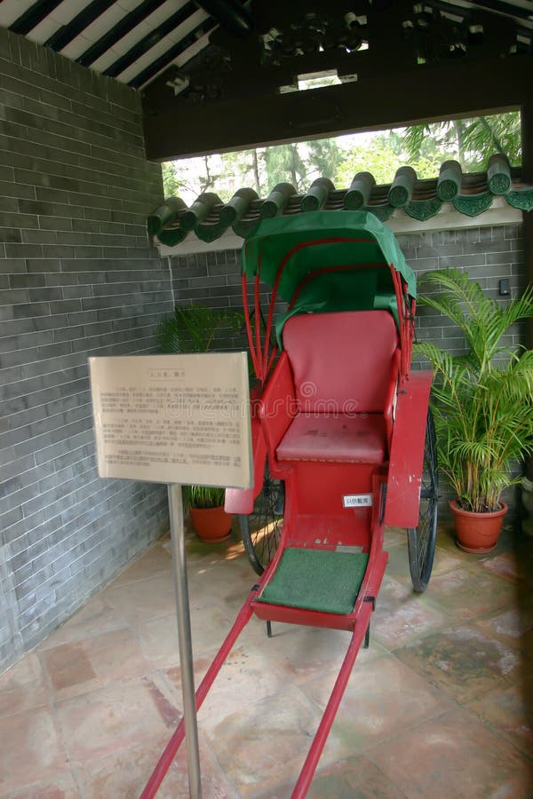 The Rickshaw Inside the Lingnan Garden, Hk 27 Dec 2004 Editorial Photo ...