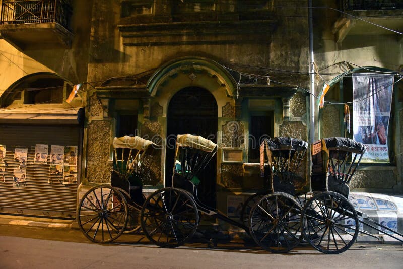 Rickshaw in Kolkata editorial image. Image of history - 71564305