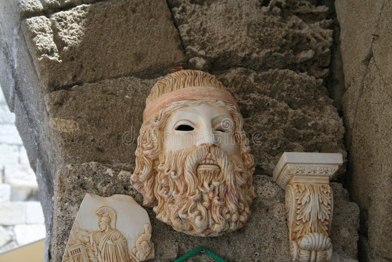 Ricordo Che Descrive Una Maschera Greca Immagine Stock - Immagine di ...