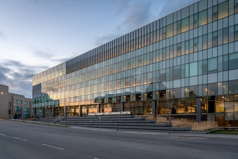 The Riddell Library and Learning Centre, Mount Royal University ...