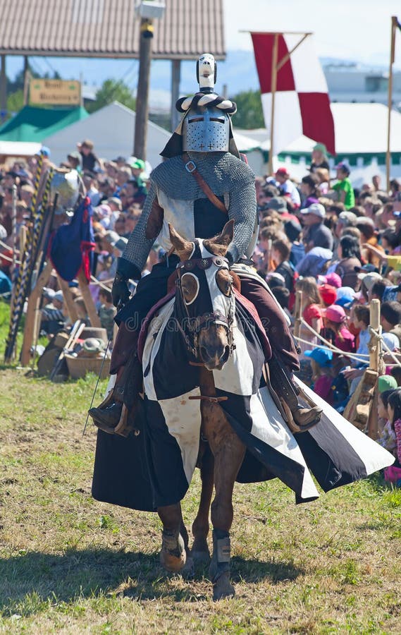 Ridder redactionele afbeelding. Image of slag, ridder - 40171660