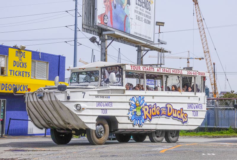 Ride the Duck, Seattle, USA Editorial Image - Image of vehicle, boat ...