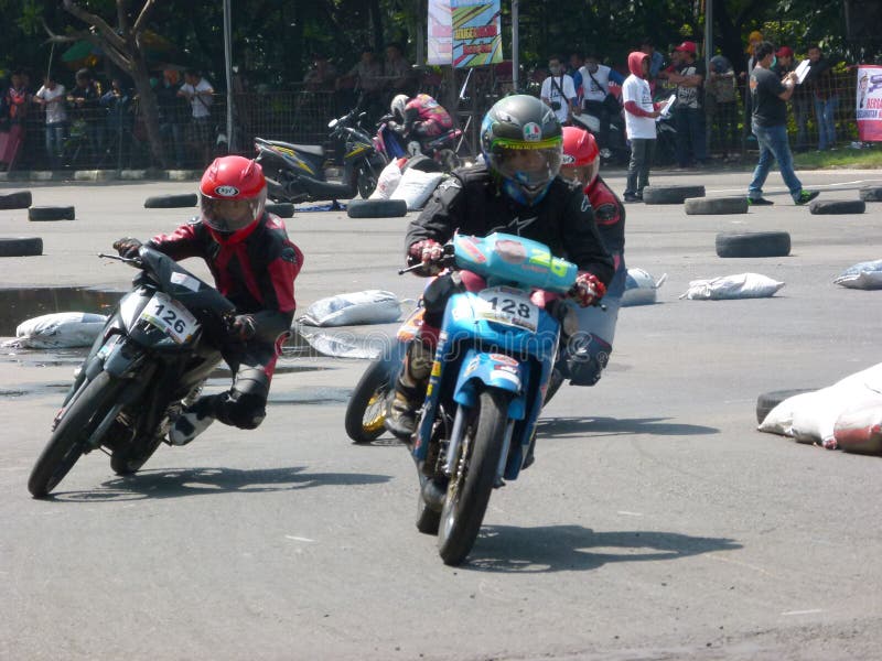 Riders editorial photo. Image of race, city, central - 64873111