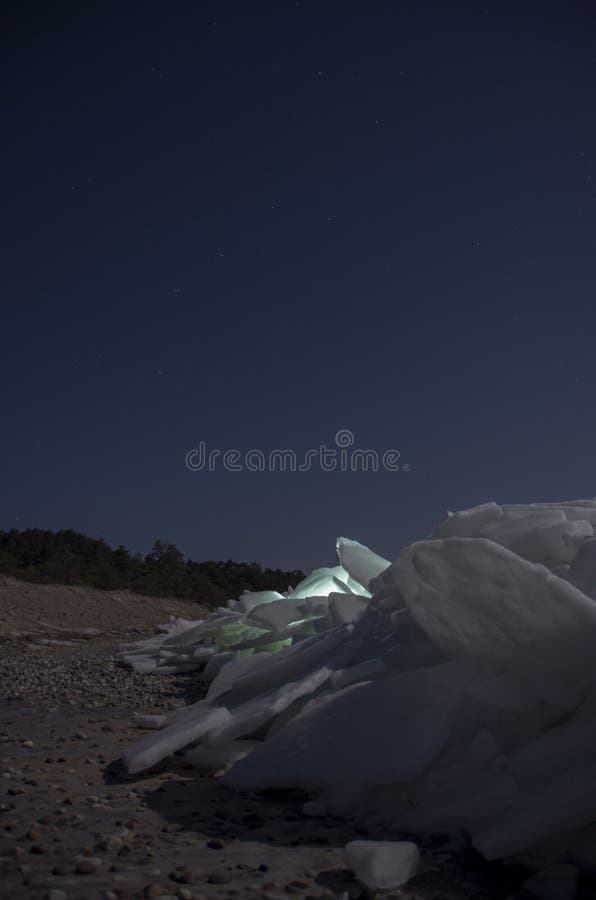 Ridged ice and Big Dipper stock photo. Image of ridged - 84277258