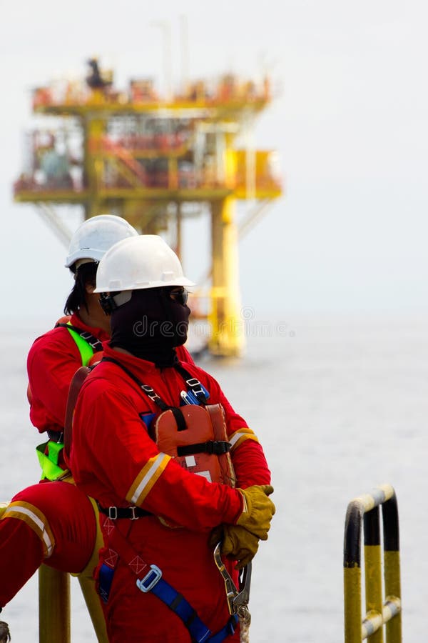 Oil Rig Being Transported Stock Photos - Free & Royalty-Free Stock ...