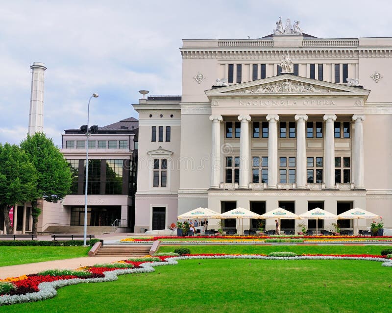 The Riga Opera editorial photography. Image of tourist - 20995917