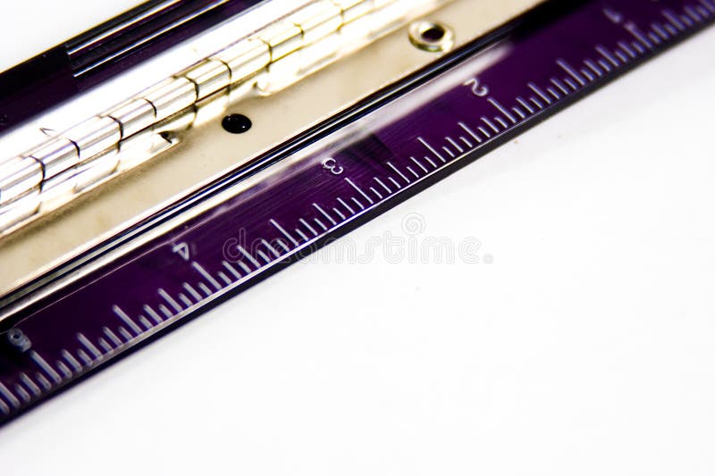 Righello immagine stock. Immagine di viola, pollici, righello - 53107