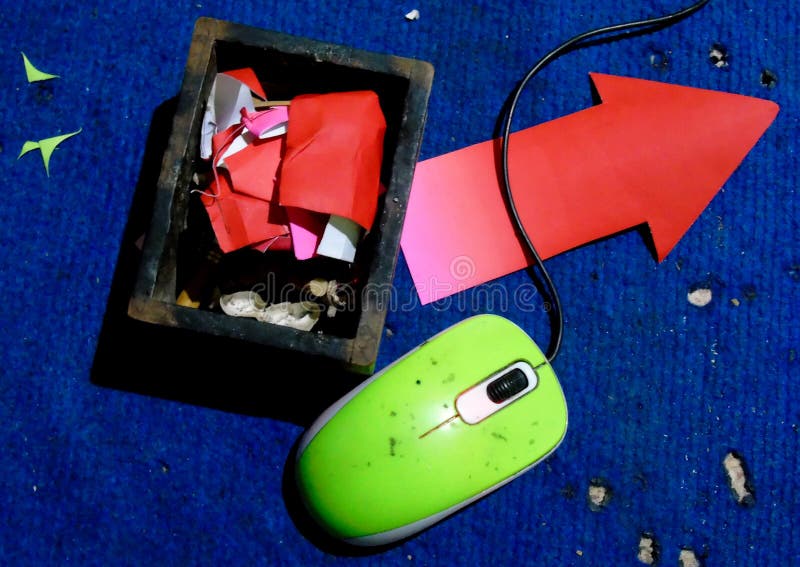 Right Arrow Paper Cut Photo, Right or Left Icon Symbol or Button Stock ...