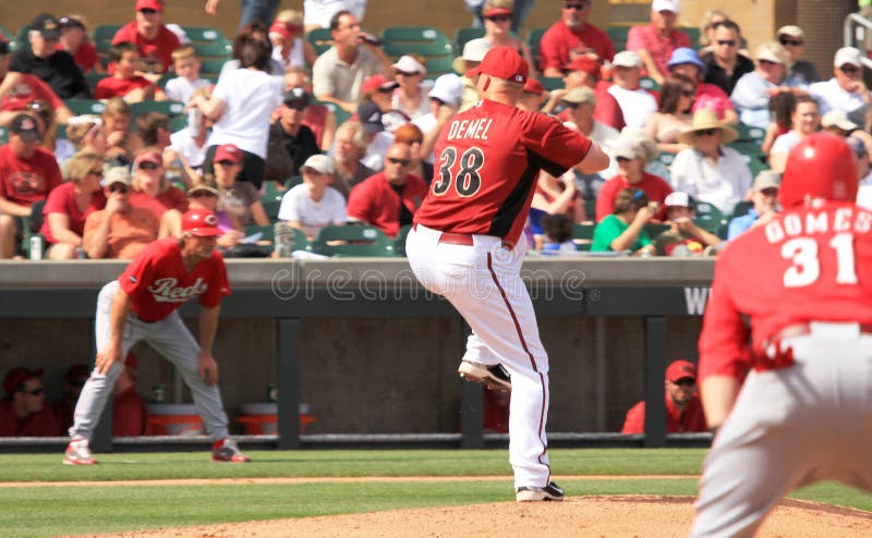 Right Handed Pitcher Sam Demel Editorial Image - Image of grass ...