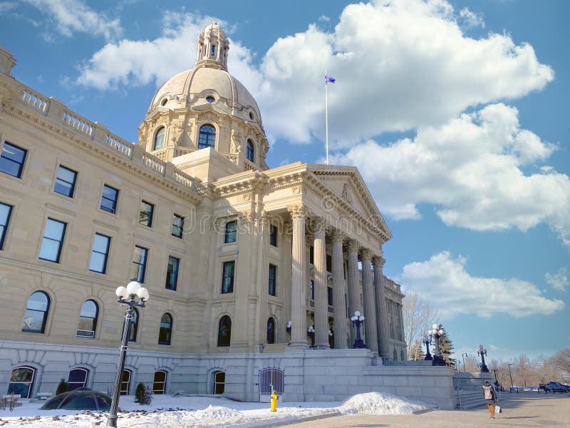 Right Side of the Alberta Legislature Building, Legislative Assembly of ...