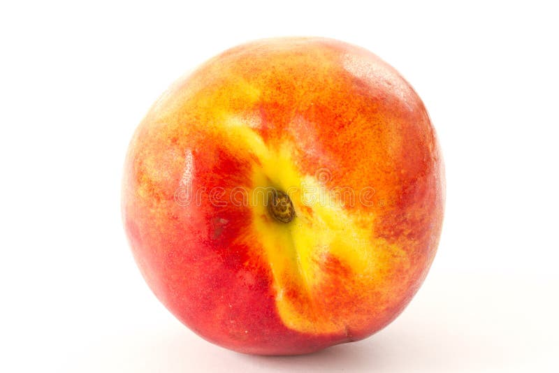 Perzik met blad stock foto. Image of geïsoleerd, groen - 40292976