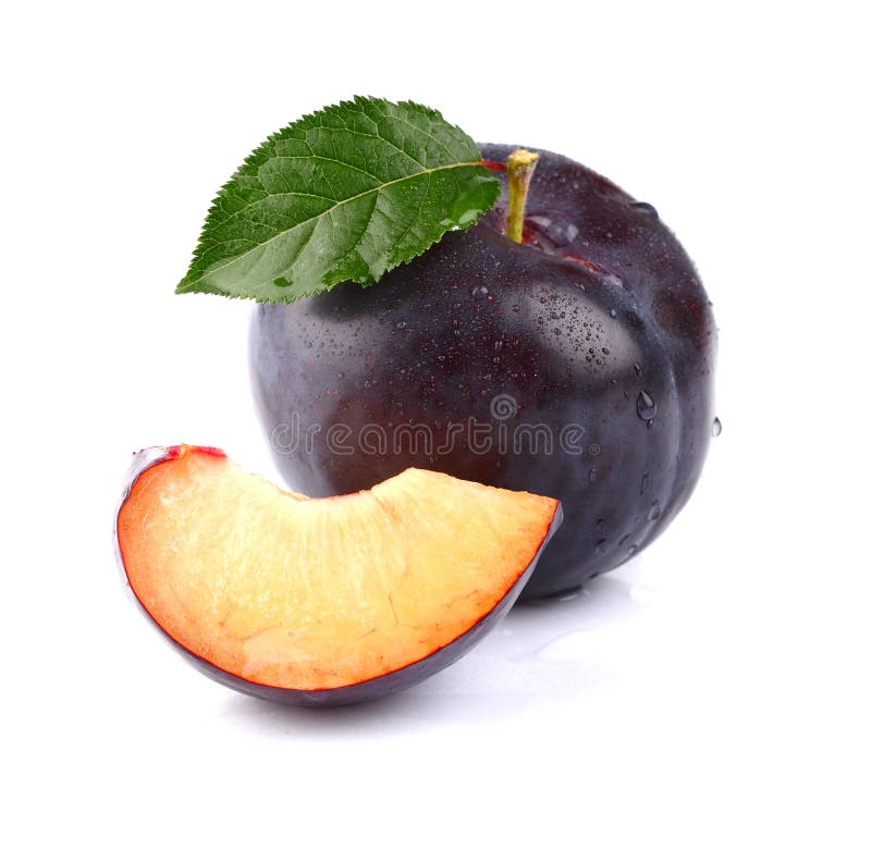 Verse pruim met blad stock foto. Image of suikerachtig - 44064826