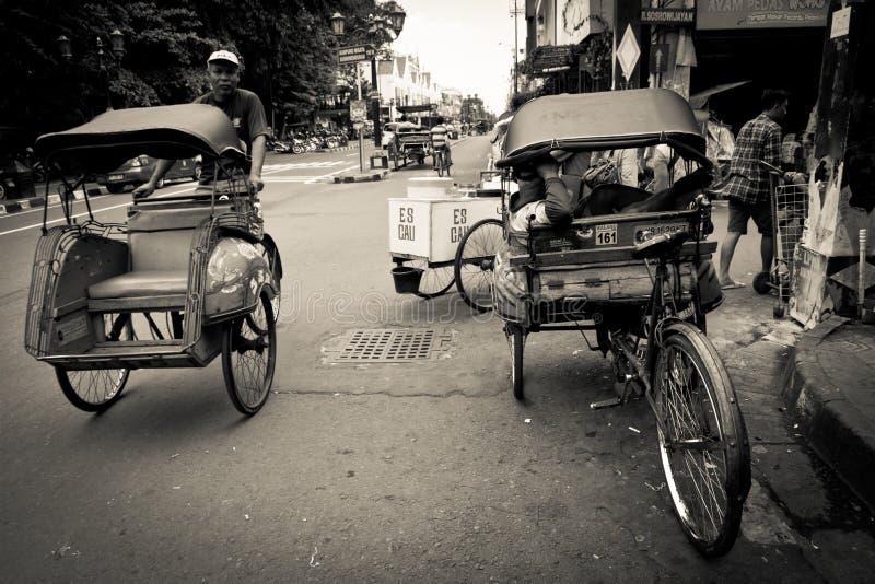 Riksza Kierowca Yogyakarta, Indonezja Obraz Editorial - Obraz złożonej ...
