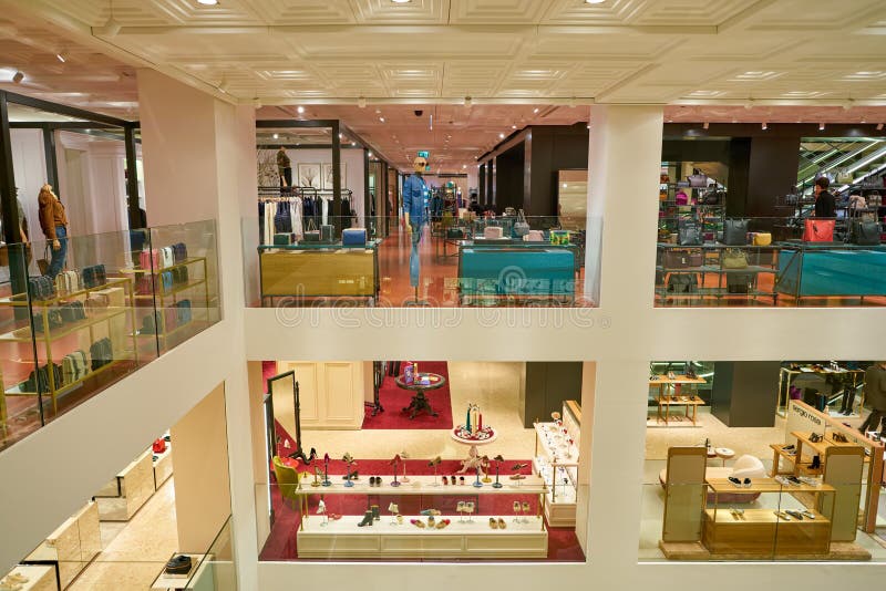 Rinascente in Rome editorial image. Image of interior - 121479105