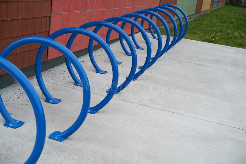 Ring Bike Rack azul foto de archivo. Imagen de hecho - 123611308