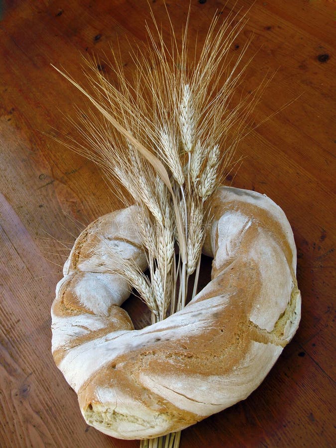 Ring Shaped Loaf Bread Wheat Sheaf Photos - Free & Royalty-Free Stock ...