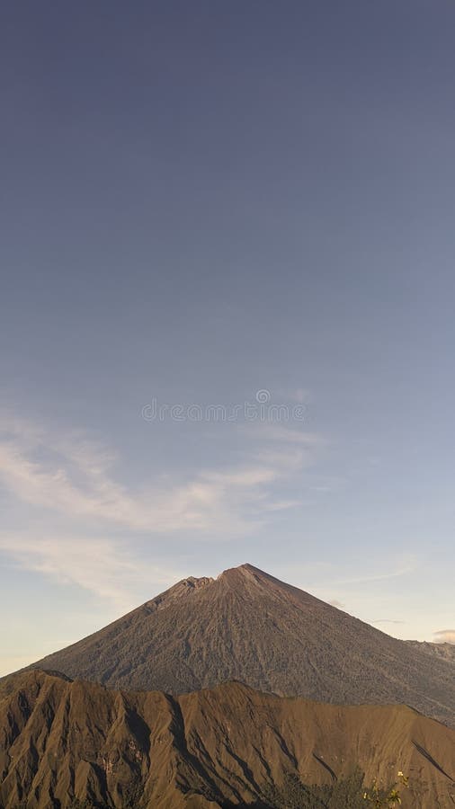 Rinjani Mountain stock image. Image of morning, darkness - 267977249