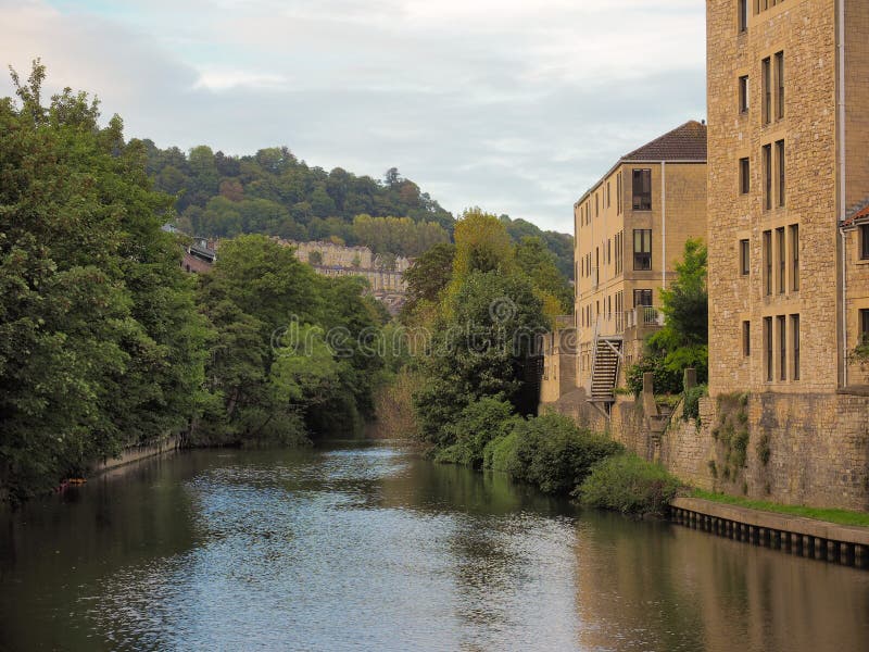 Rio Avon no banho imagem de stock. Imagem de britânica - 114482025