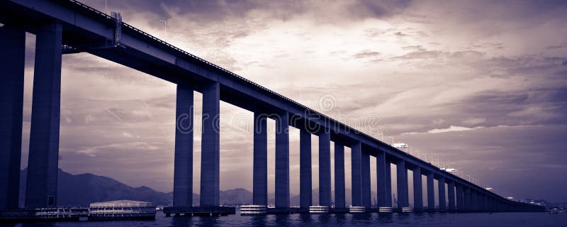 Rio-Niteroi bridge stock photo. Image of white, distance - 19980658