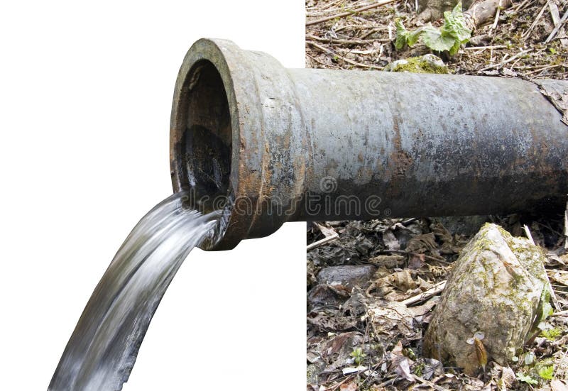 Oude Stromende Rioolbuis In Keuken Of Badkamers Stock Foto - Afbeelding ...