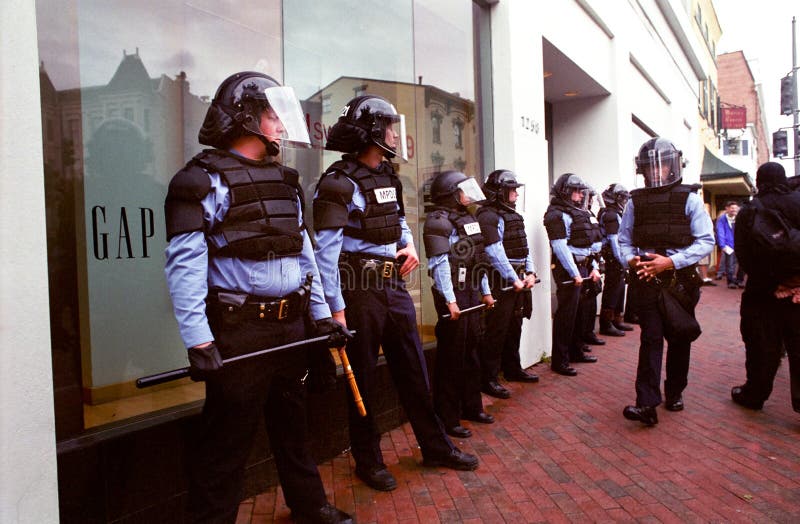 Oregon State Trooper in Riot Gear Editorial Stock Photo - Image of ...