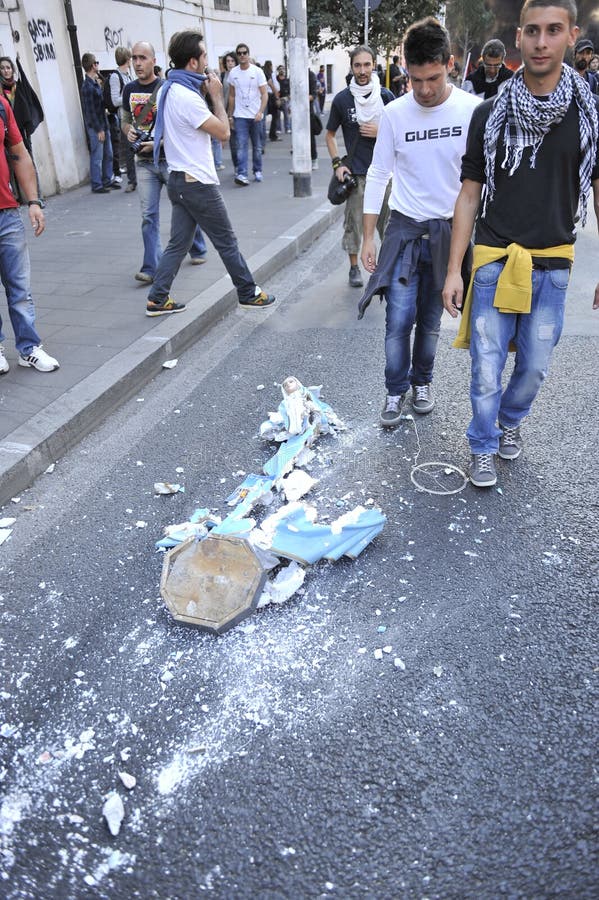 Riots in Rome - Italian Students Protest Editorial Stock Image - Image ...