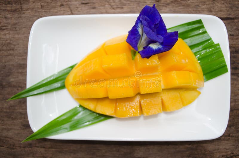 Ripe Mango Arranged in a White Dish. Stock Image - Image of yellow ...