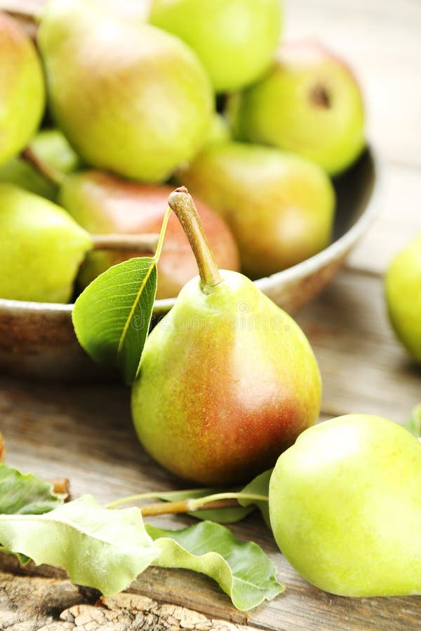 Ripe pears stock image. Image of freshness, studio, green - 90217625
