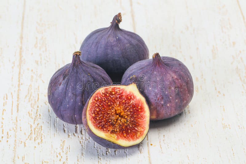 Ripe sweet fresh fig fruit stock photo. Image of vegetarian - 161008864