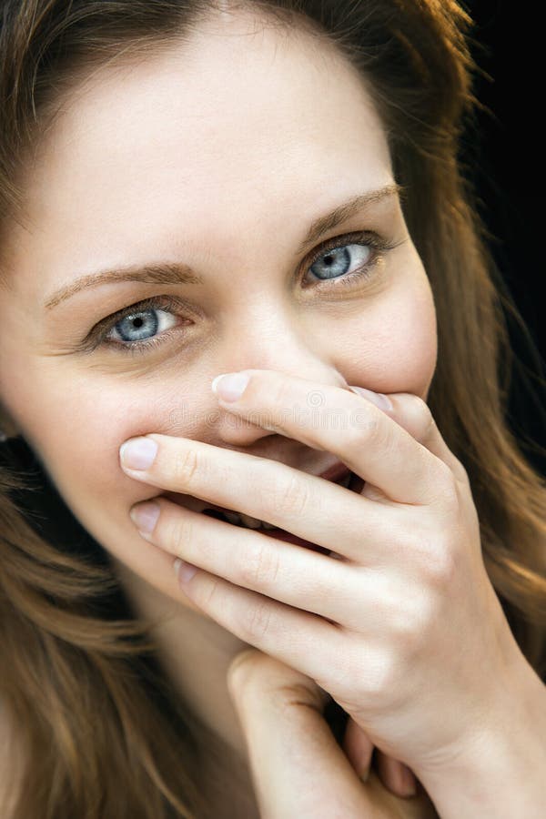 Risata Graziosa Della Donna. Immagine Stock - Immagine di visore ...