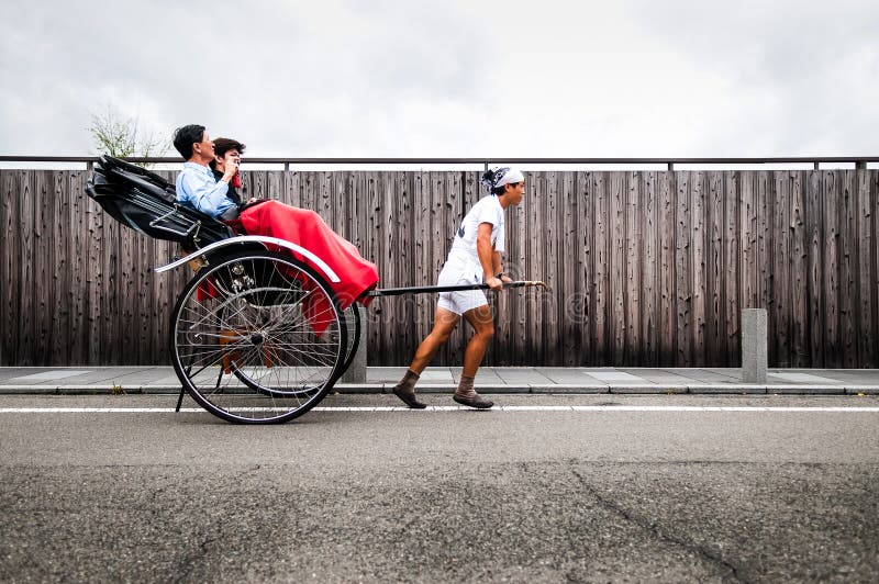 Risciò giapponese immagine editoriale. Immagine di kyoto - 22609890