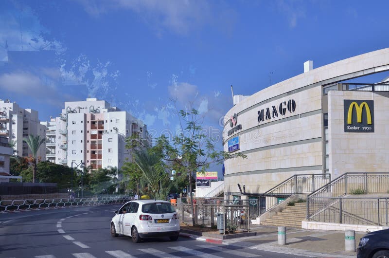 Rishon LeZion redaktionelles stockbild. Bild von gebäude - 62614474