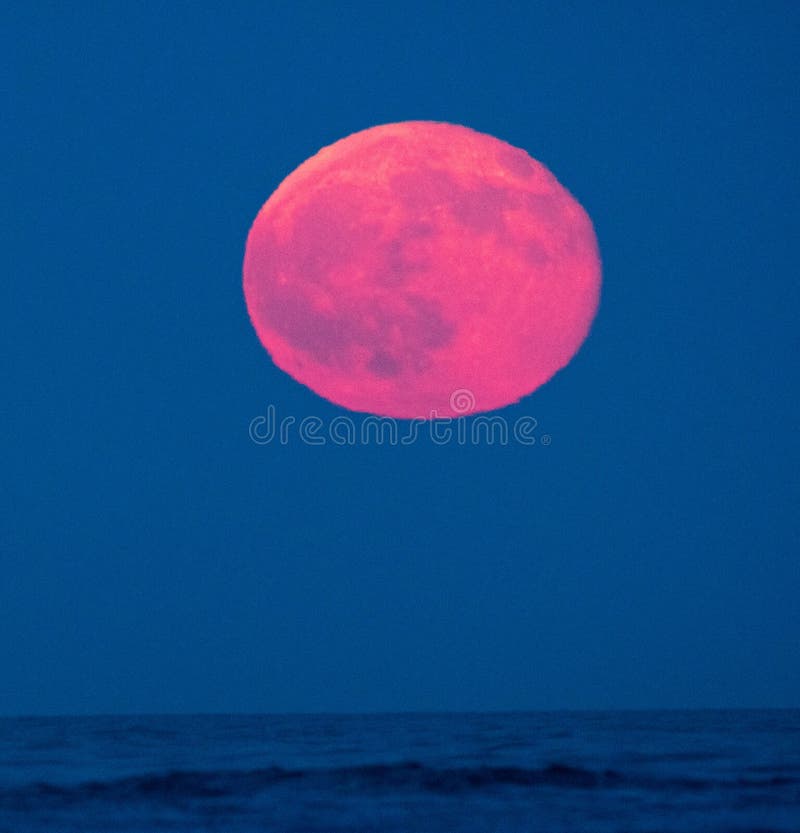Low moon stock image. Image of moon, full, rising, ocean - 133063543
