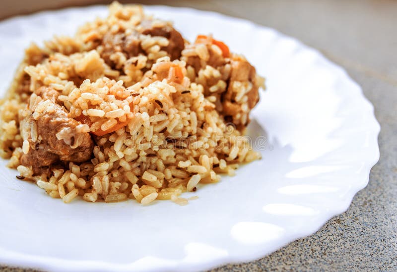 Riso Di Pilaf Con L'agnello Fotografia Stock - Immagine di pranzo, chiusura: 63322358