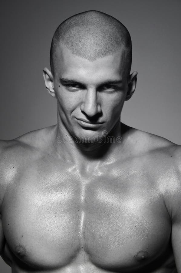 Ritratto Del Modello Maschio Immagine Stock - Immagine di posa ...