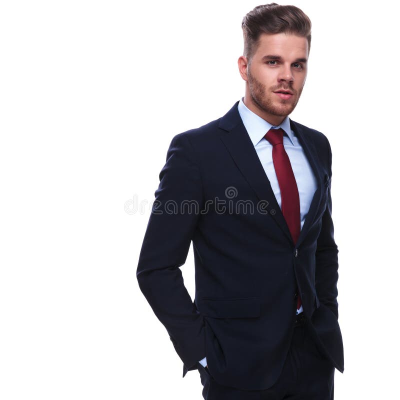Jeans Duso Del Modello Di Moda Maschio Rilassato Bello E Camicia Rossa