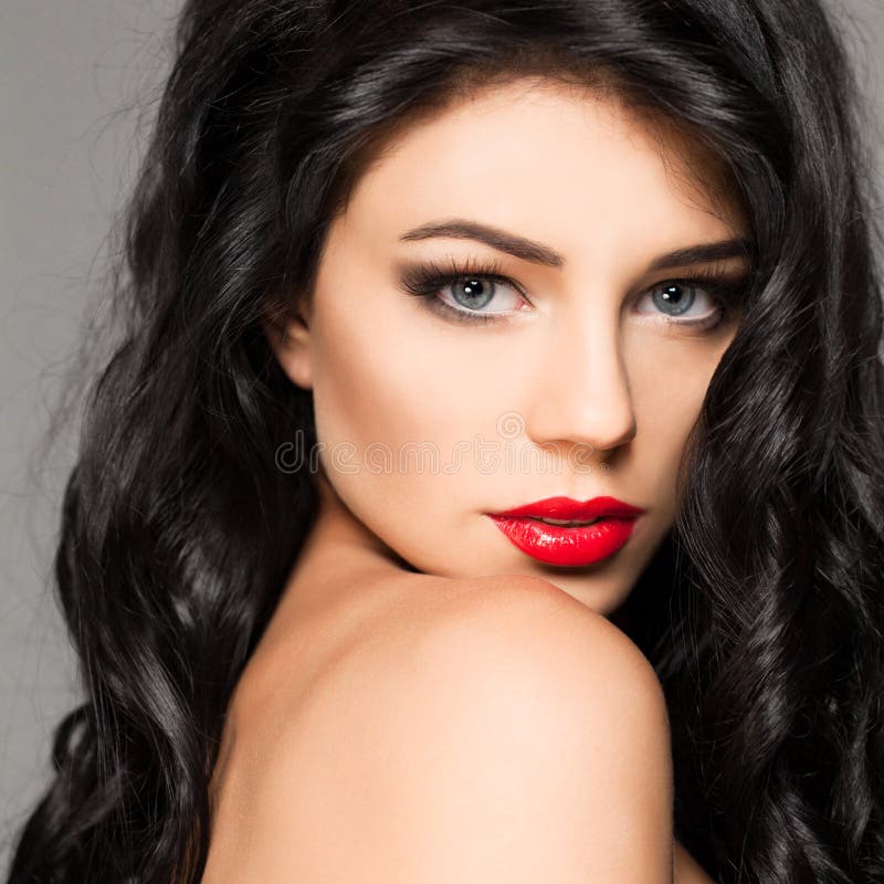 Ritratto Sensuale Di Bellezza Del Modello Di Moda Della Donna ...