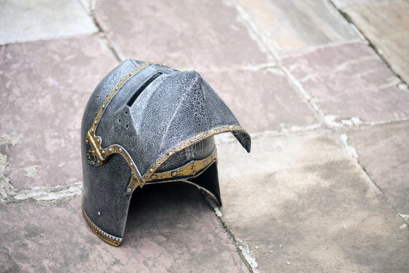 Ritter Helmet stockbild. Bild von replik, kopf, schablone - 61095511