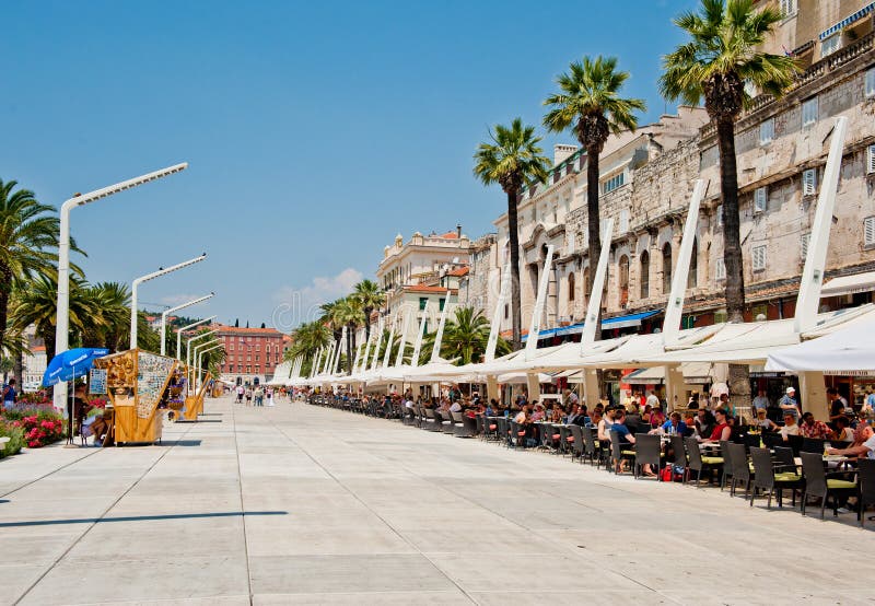 Riva in Split, Croatia editorial photography. Image of palace - 27097467